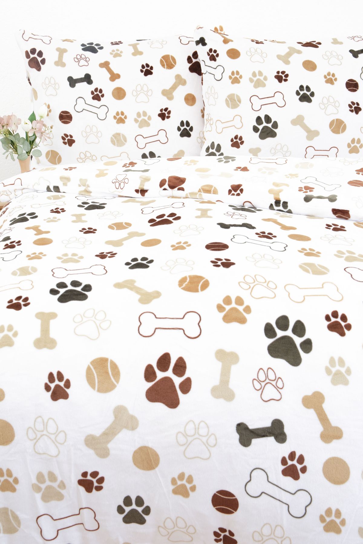 Obliečky mikroplyš Exclusive – Psie labky biele | MKLozkoviny.sk